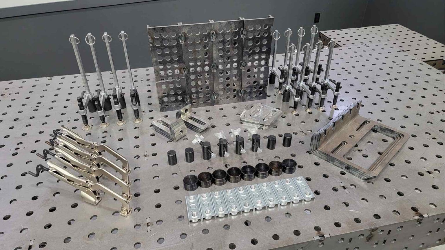 Welding Table Axle Stand for Fab Tables - Texas Metal Works