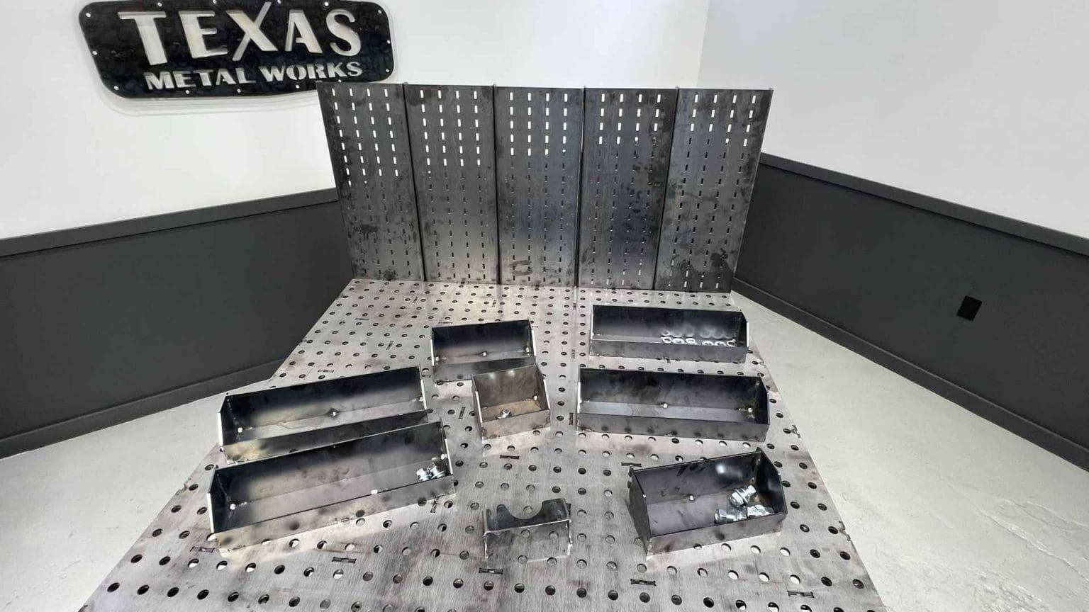 Super Slot Accessory Bin Kit - 10″ • Texas Metal Works