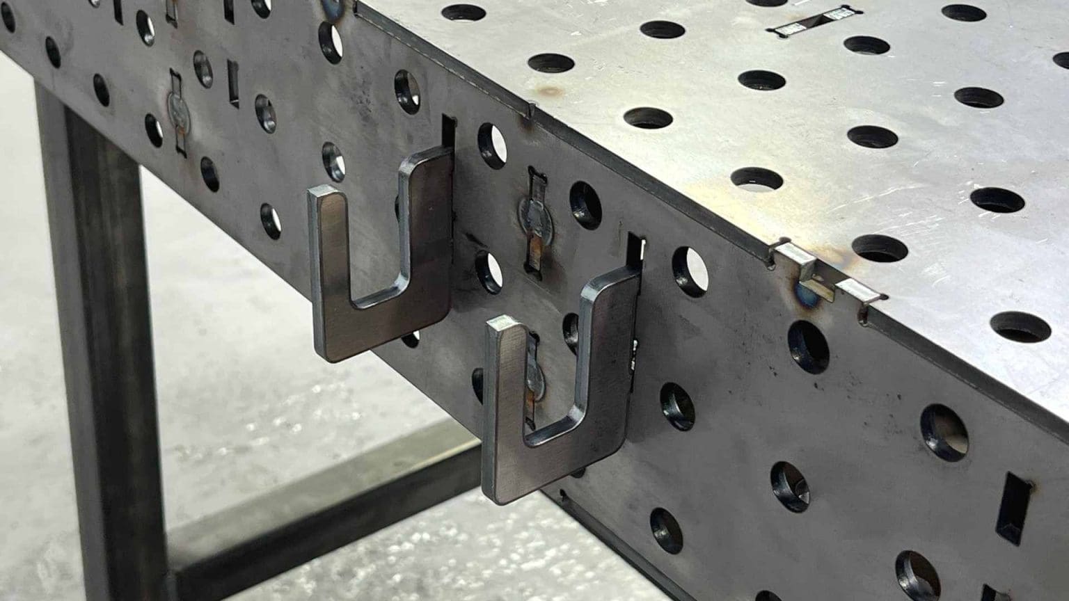 Super Slot Utility Hook • Texas Metal Works